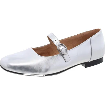27 Edit Kelly Womens Buckle Leather Mary Janes In Multi | ModeSens
