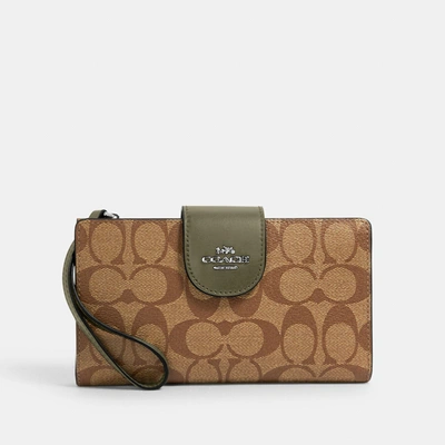 Coach Women's Tech Wallet In Colorblock Signature Canvas In Green ...