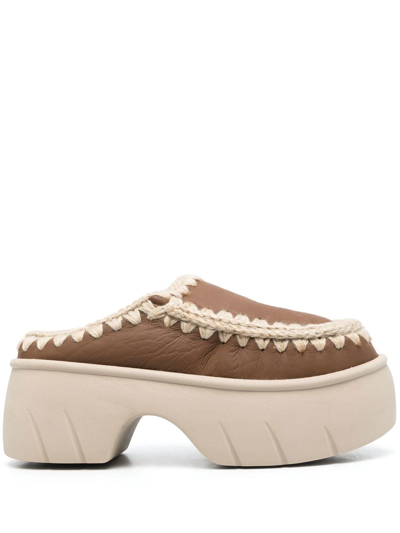 Mou Eskimo Twist Platform Clogs In Braun | ModeSens