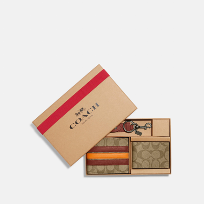 Coach Outlet Boxed 3 In 1 Wallet Gift Set In Signature Canvas With ...