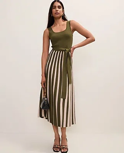ANN TAYLOR Clothing for Women | ModeSens