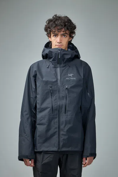 Arc'teryx Alpha Sv Jacket In Black | ModeSens