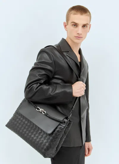 Bottega Veneta Men Medium Andiamo Messenger Bag In Black | ModeSens
