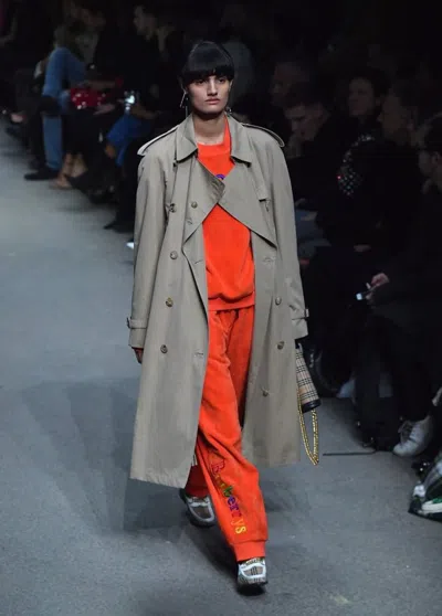 Pre-owned Burberry Og Nova Check Runway Oversize Trench Coat In Laurel ...