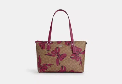 Coach Outlet Gallery Tote Bag In Signature Canvas With Bow Print In ...