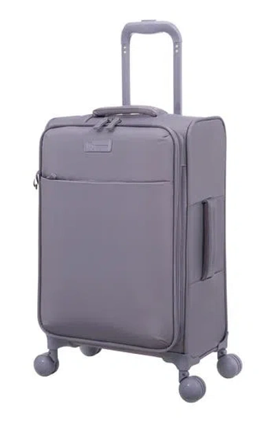 It Luggage Lustrous 22-inch Softside Spinner Luggage In Shark | ModeSens