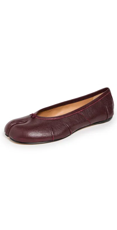 Maison Margiela Tabi Ballerina Flats Deep Red | ModeSens