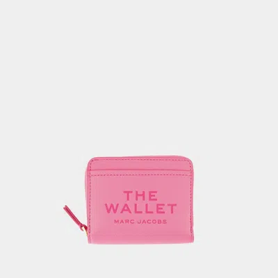 Marc Jacobs The Mini Compact Wallet In Pink | ModeSens
