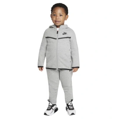 Nike Girls Tech Fleece Set In Dark Grey Heather/black | ModeSens