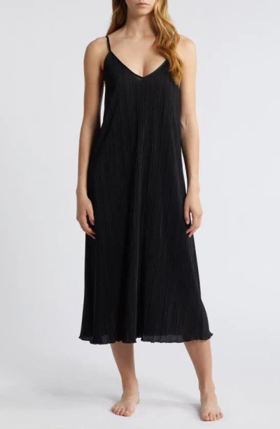 Open Edit Plissé Chemise In Black | ModeSens