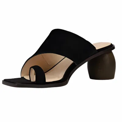 Pelle Moda Lahni Slide Sandal In Black | ModeSens