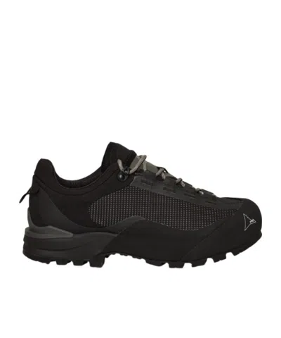 Roa Hida Low Reflective Cordura Trekking Shoes In Black | ModeSens