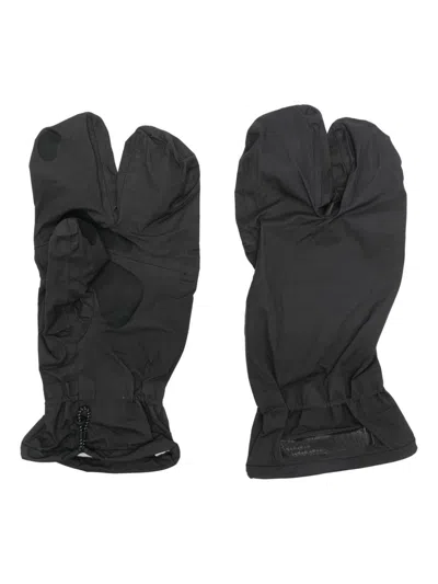 Satisfy 3l Lobster Mittens In Black | ModeSens
