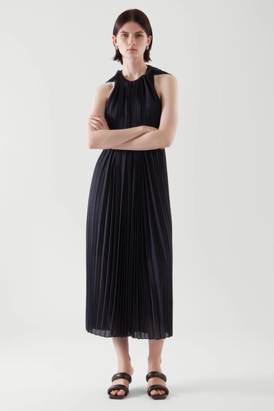 Cos Maxi Pleated Dress In Navy | ModeSens