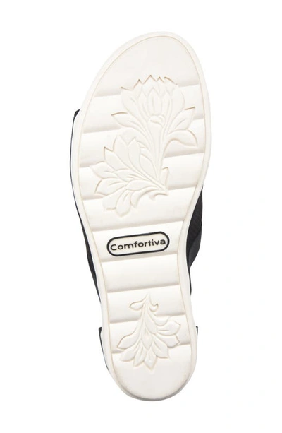 Comfortiva Paisley Sandal In True Black Modesens