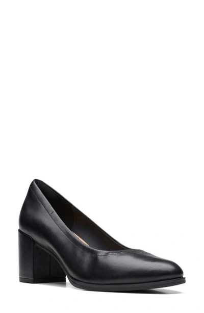 Clarks Freva55 Court Pump In Black Leather | ModeSens