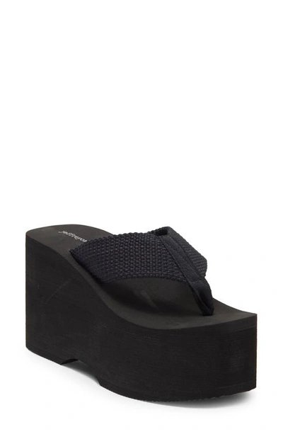 Jeffrey Campbell Wavin Platform Flip Flop In Black | ModeSens
