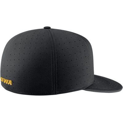 Nike Black Iowa Hawkeyes True Performance Fitted Hat | ModeSens