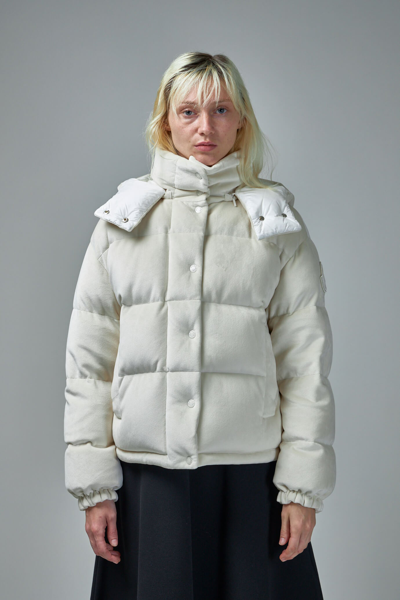 Moncler Daos Textured Puffer Jacket In White | ModeSens