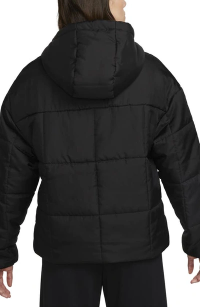 Nike Sportswear Classic Therma-fit Hooded Water Repellent Puffer Jacket ...