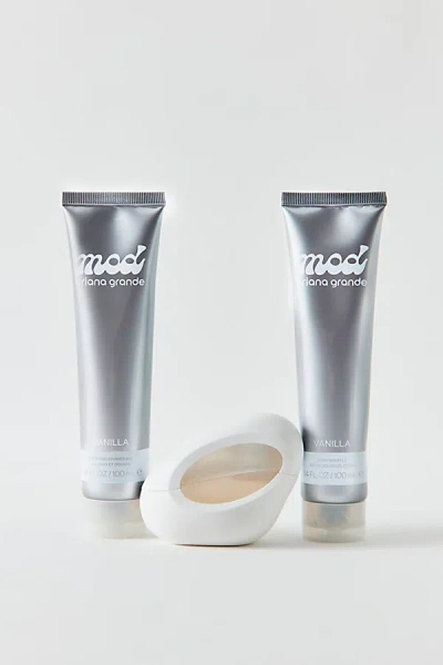 Ariana Grande 3-piece Fragrance Gift Set In Mod Vanilla At Urban ...