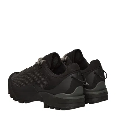 Roa Hida Low Reflective Cordura Trekking Shoes In Black | ModeSens