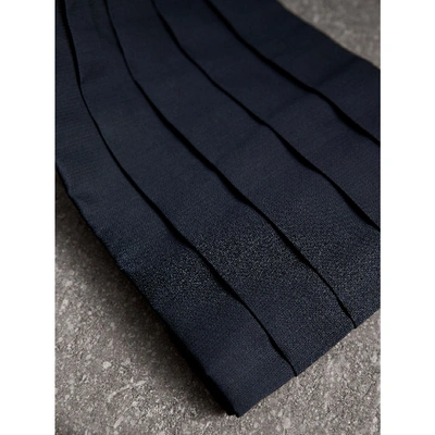 Burberry Pleated Silk Cummerbund In Midnight | ModeSens