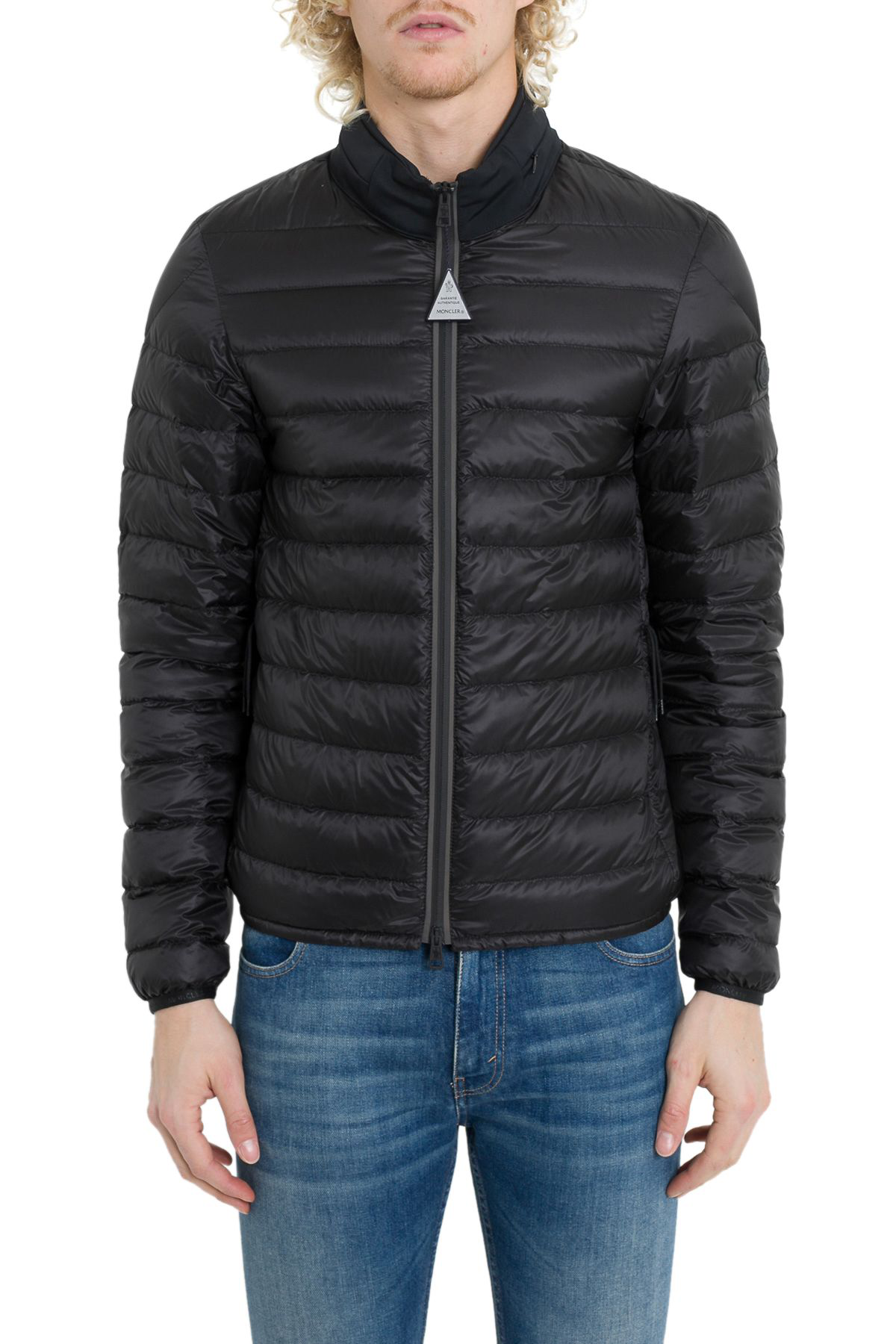 Moncler laurence store
