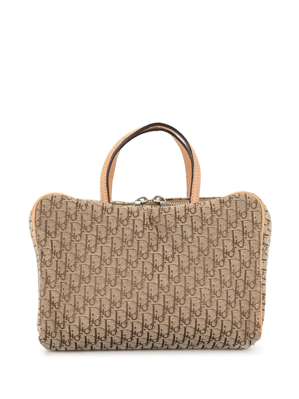 Dior Handbag Square | semashow.com