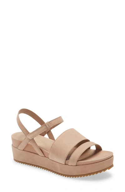 Eileen Fisher Ego Leather Grip-strap Comfort Sandals In Latte | ModeSens