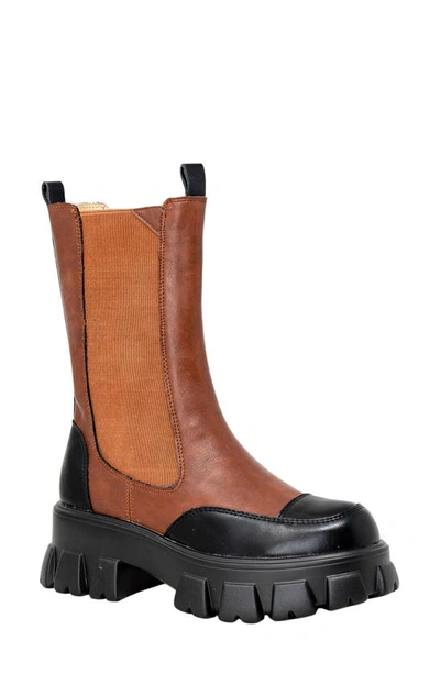 Chase & Chloe Rock Lug Chelsea Boot In Cognac/ Black | ModeSens